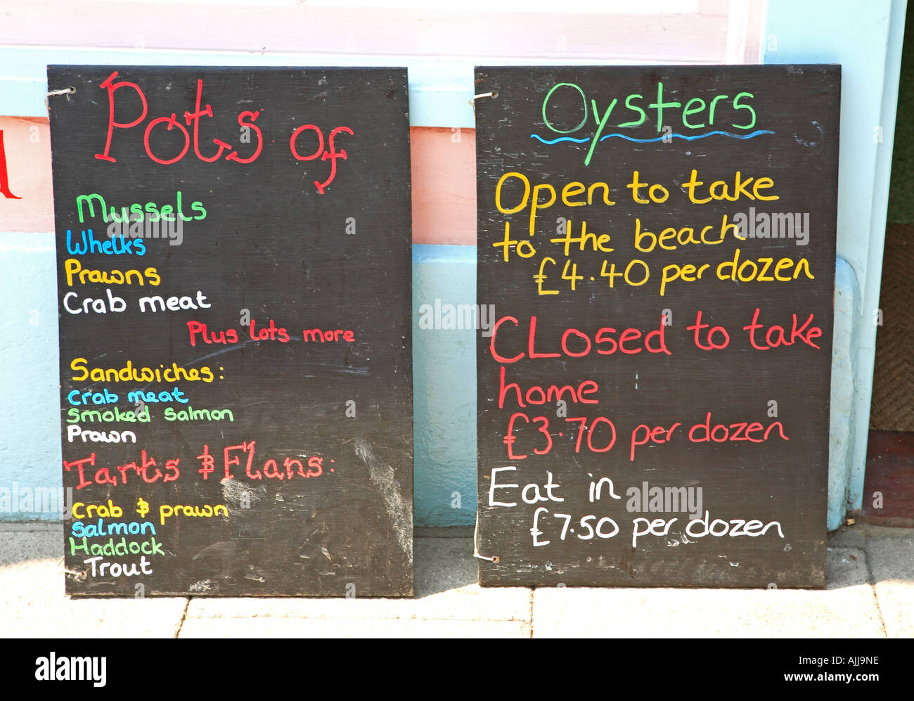 Seaside fish shops hi-res stock photography and images - Alamy