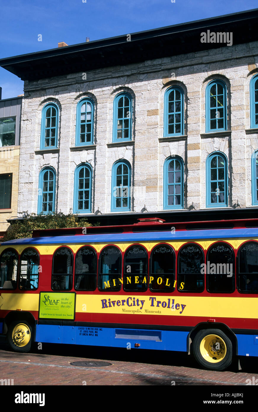 MINNEAPOLIS, MINNESOTA'S RIVER CITY TROLLEY IN THE HISTORIC ST. ANTHONY ...
