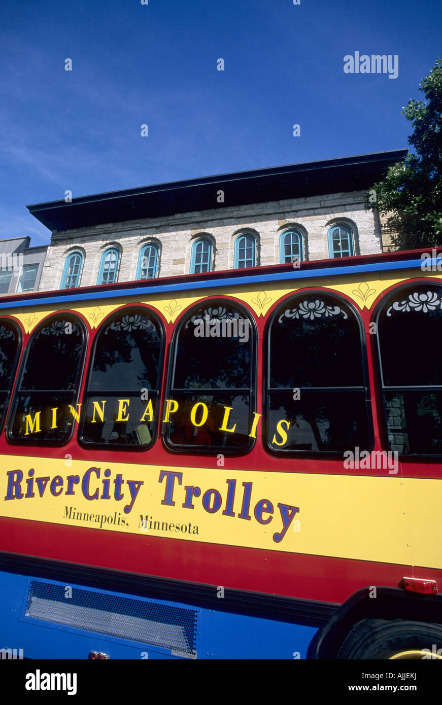 MINNEAPOLIS, MINNESOTA'S RIVER CITY TROLLEY IN HISTORIC ST. ANTHONY ...