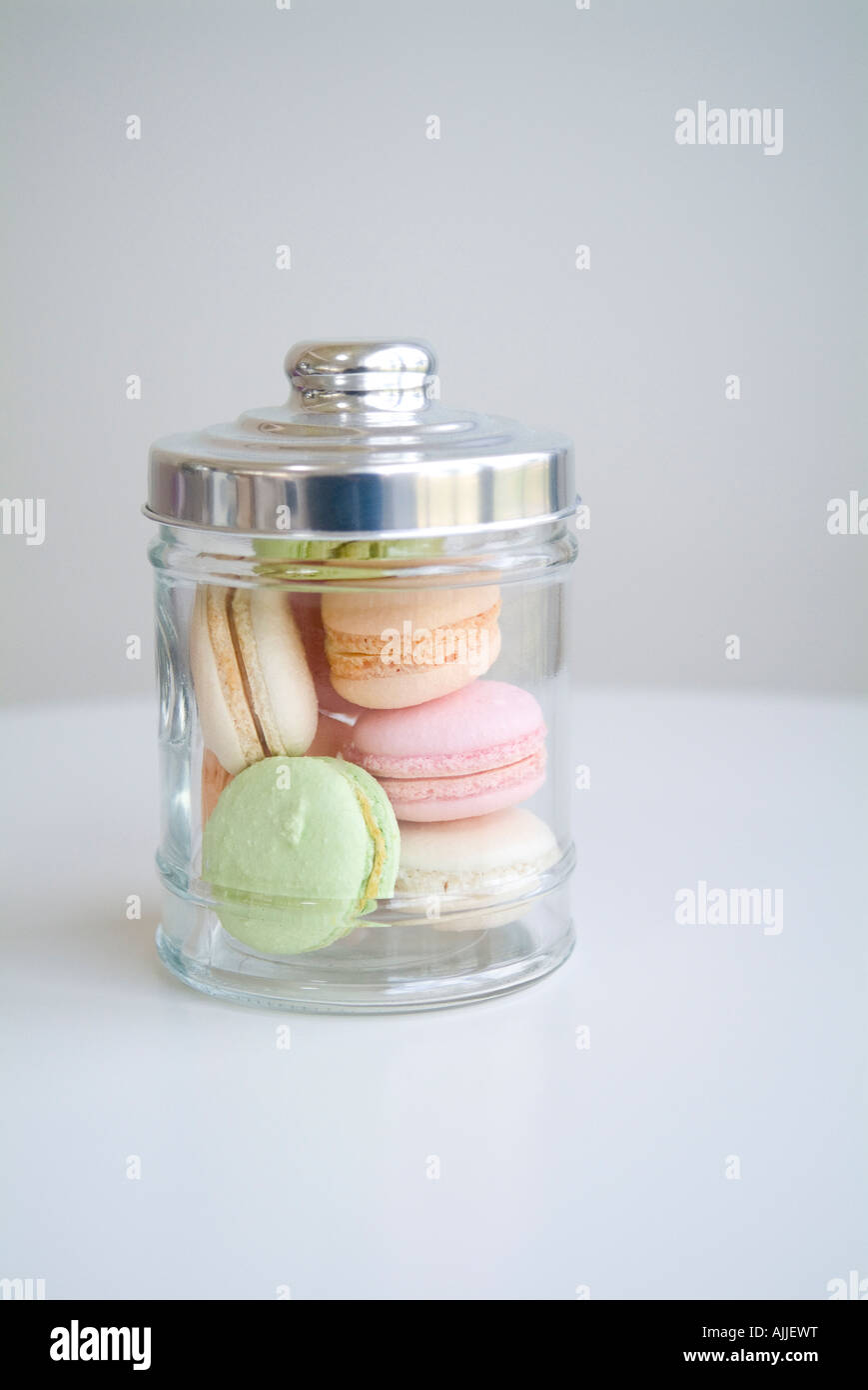 Macaroons in jar Stock Photo - Alamy