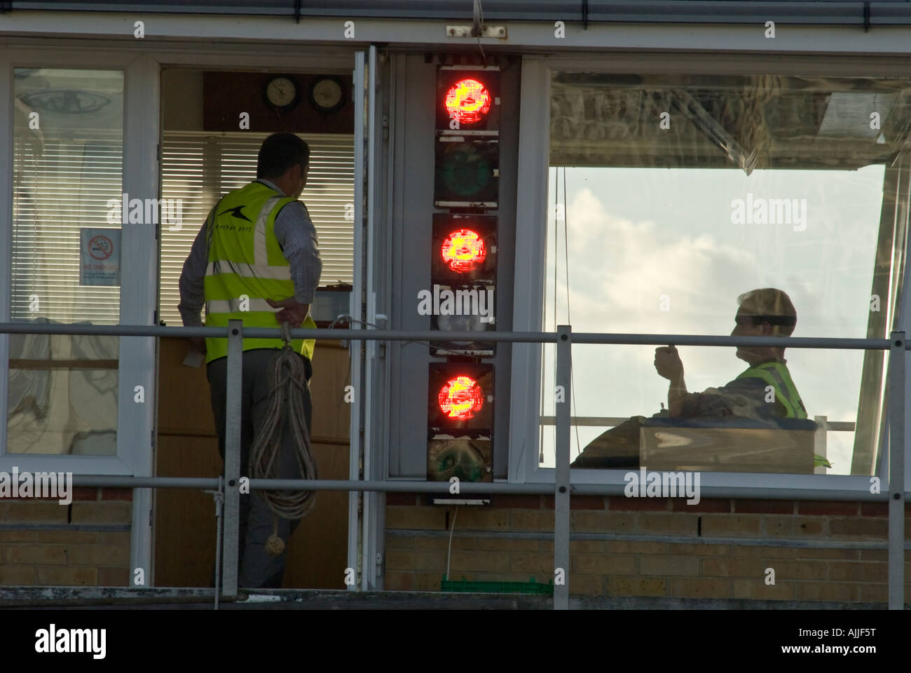 Shoreham lock hi-res stock photography and images - Alamy