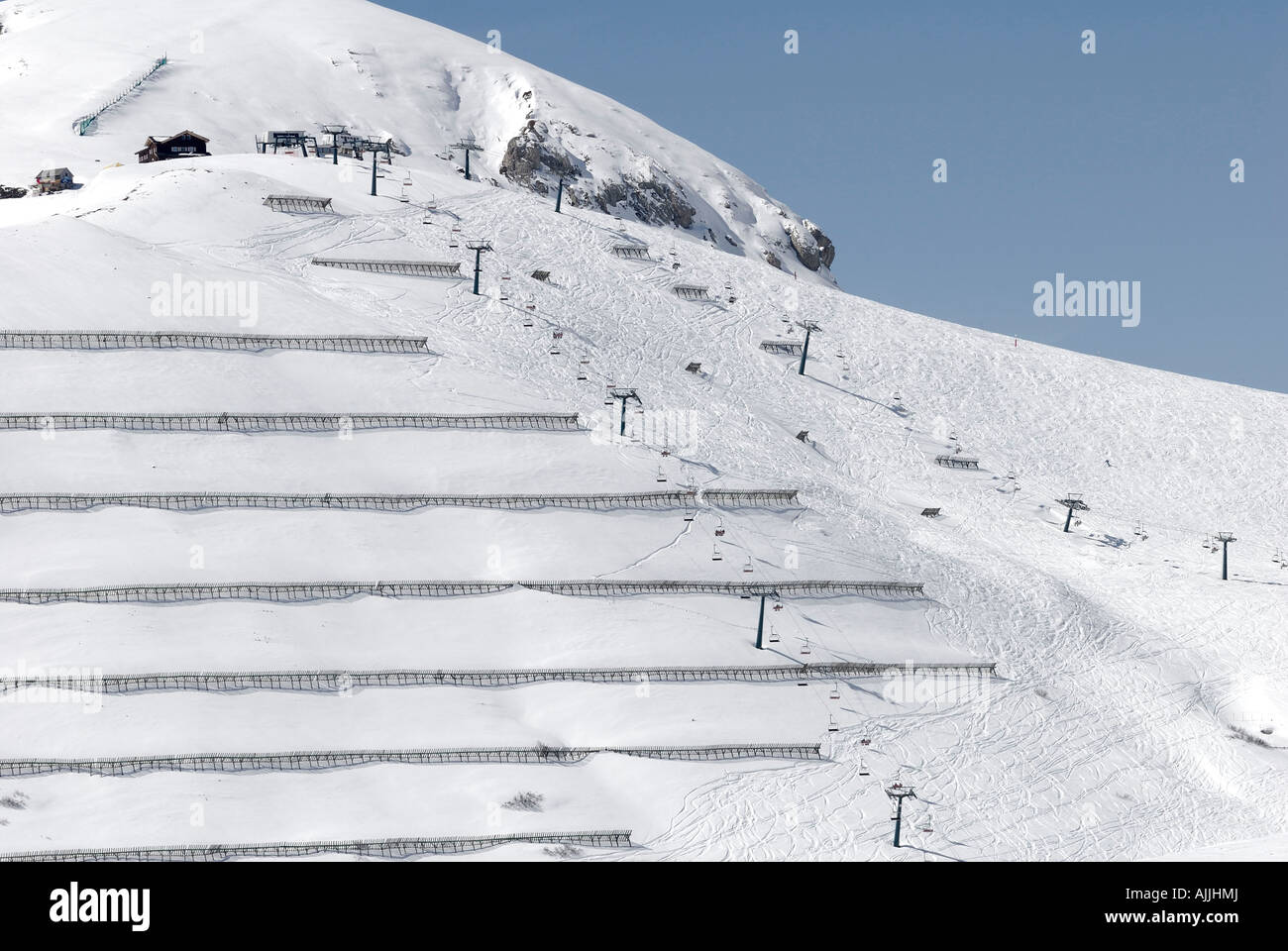 Lawinenverbauung / avalanche structure Stock Photo - Alamy