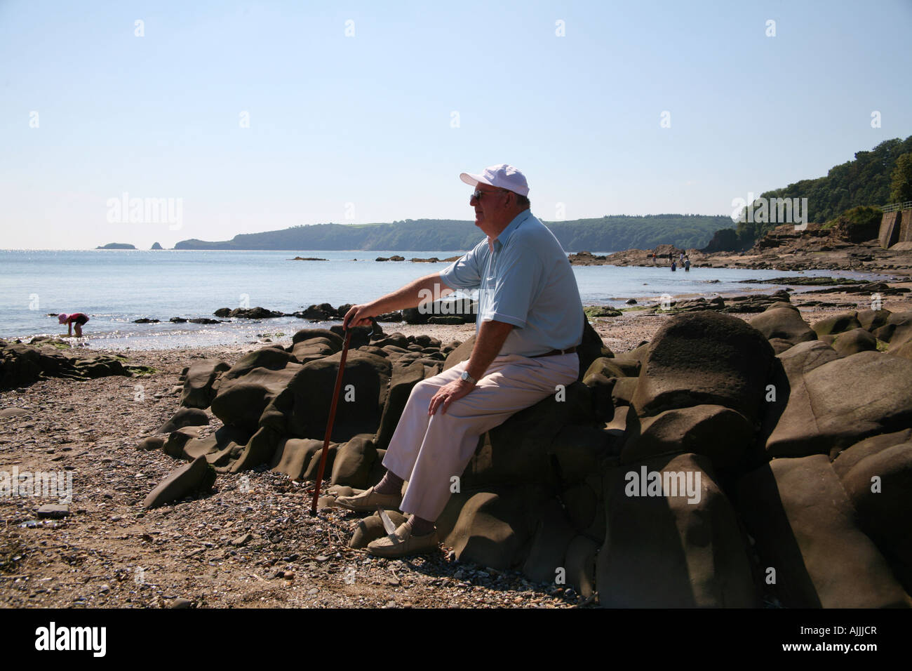 Old man beach sad hi-res stock photography and images - Alamy