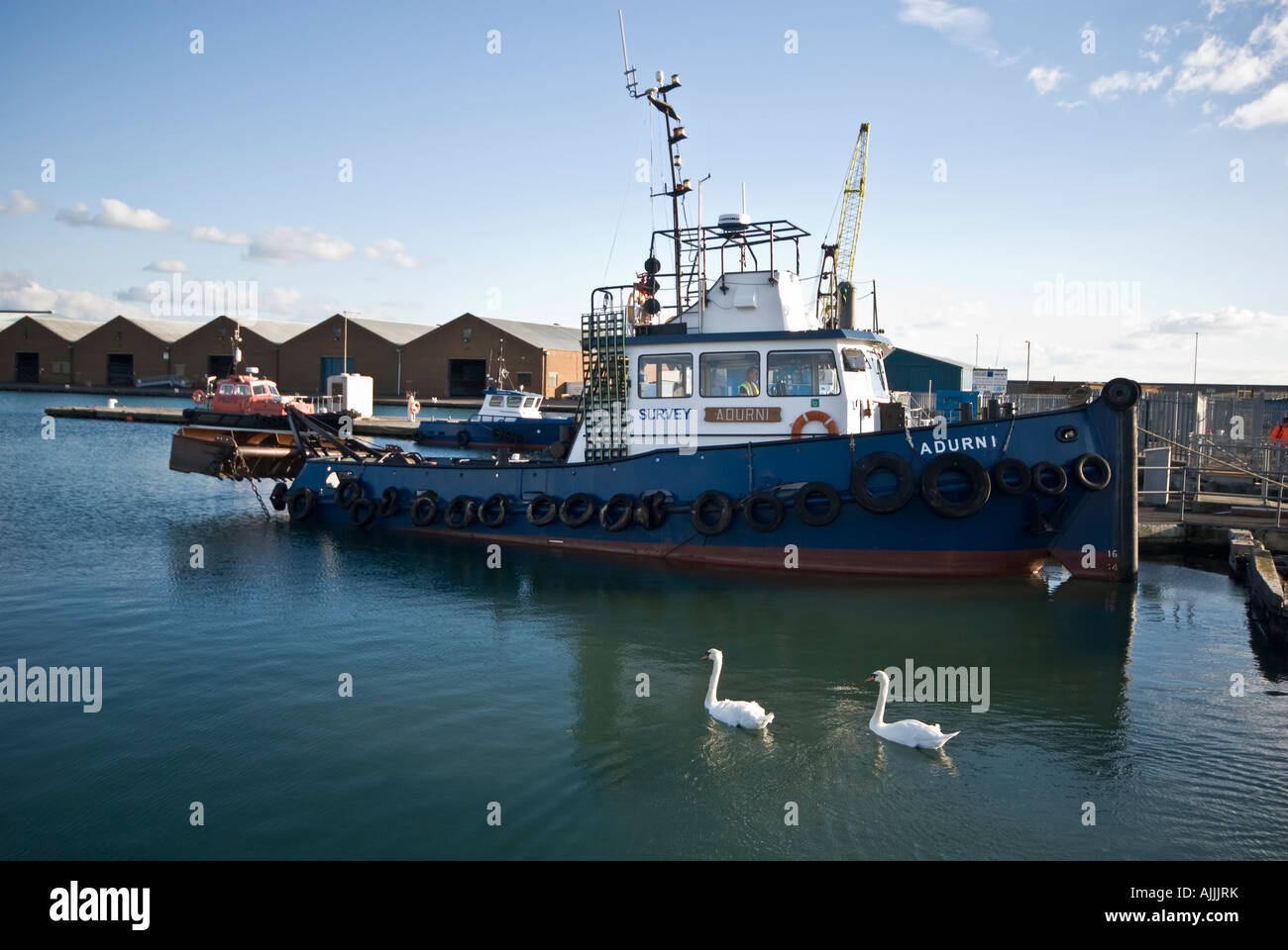 Survey ship hi-res stock photography and images - Alamy