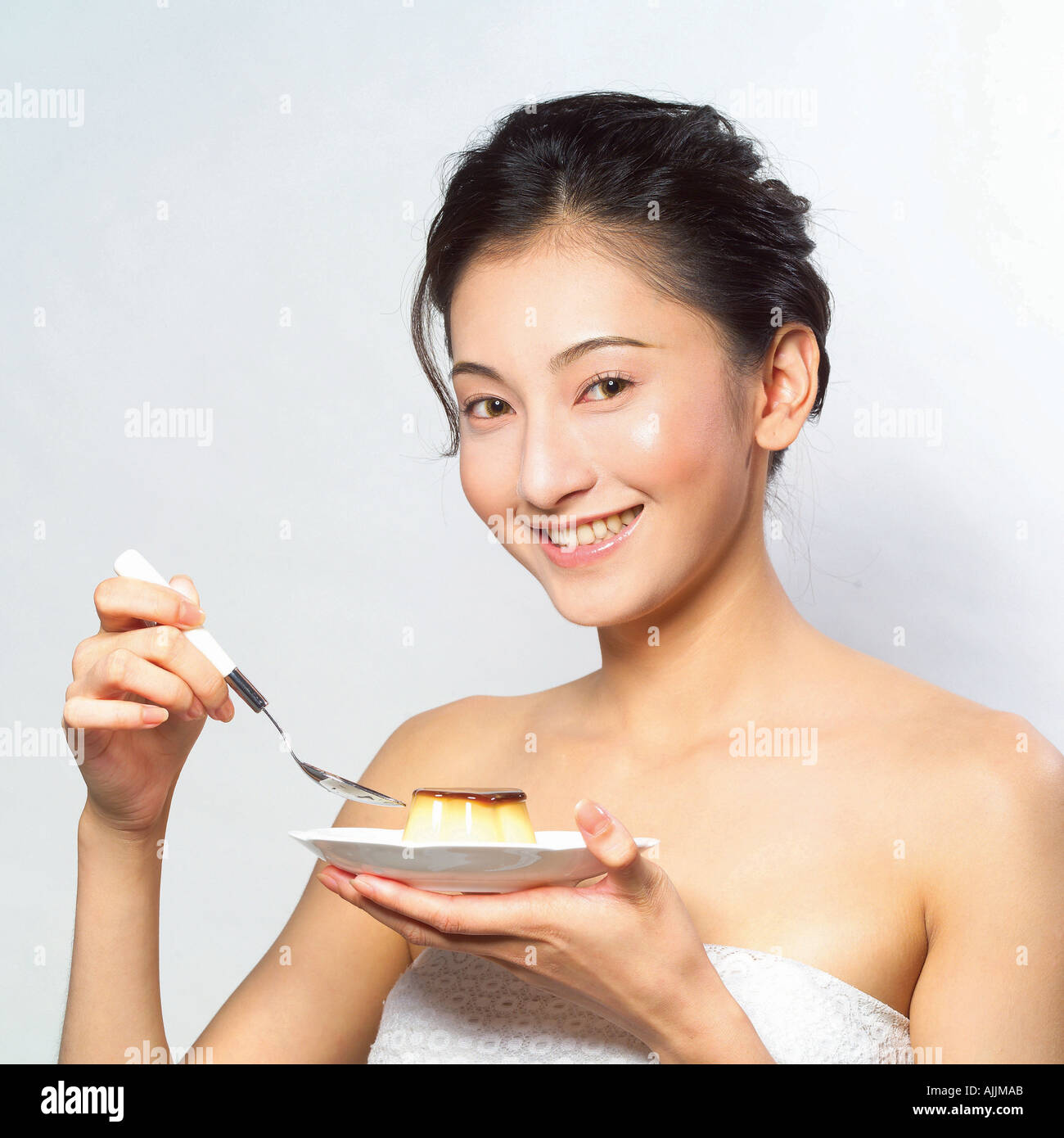 Woman black pudding black and white hi-res stock photography and images ...