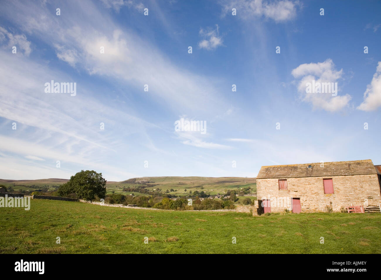 Typical rural farmland landscape in Wensleydale valley. Yorkshire Dales ...