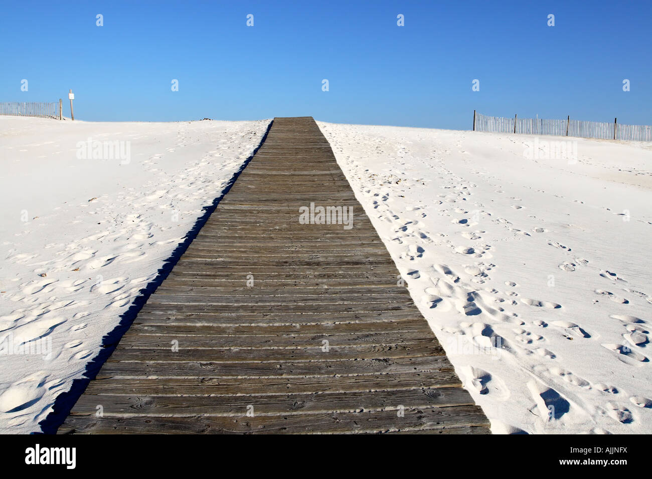Boardwalk leading to the beach over a sand dune Stock Photo - Alamy
