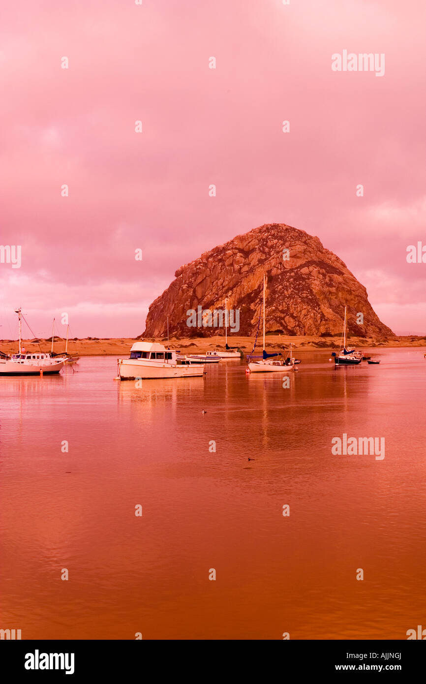Chumash boat hi-res stock photography and images - Alamy