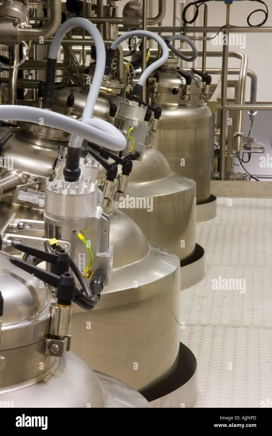 Biotech pharmaceutical factory hi-res stock photography and images - Alamy