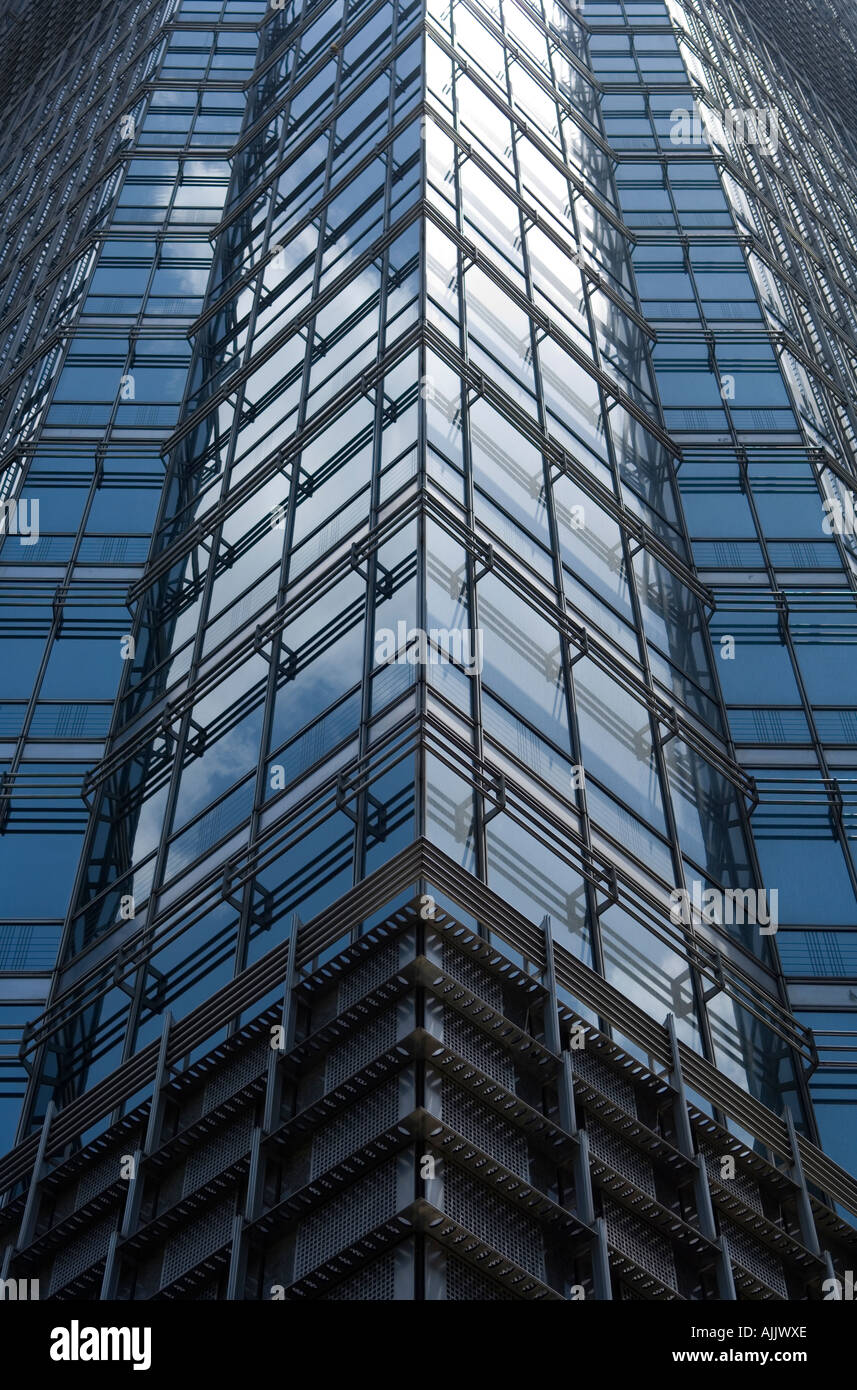 Jin Mao Building the 88 story Jin Mao Tower in Pudong s New Economic ...