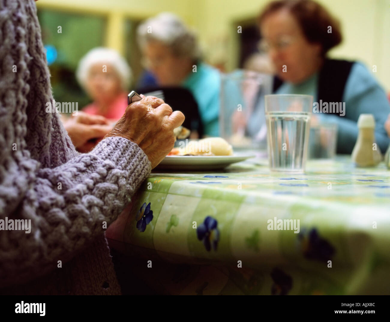Home care older dinner hi-res stock photography and images - Alamy