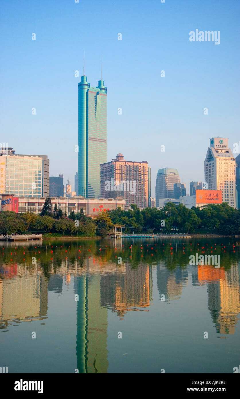 Exterior view river building Cut Out Stock Images & Pictures - Alamy