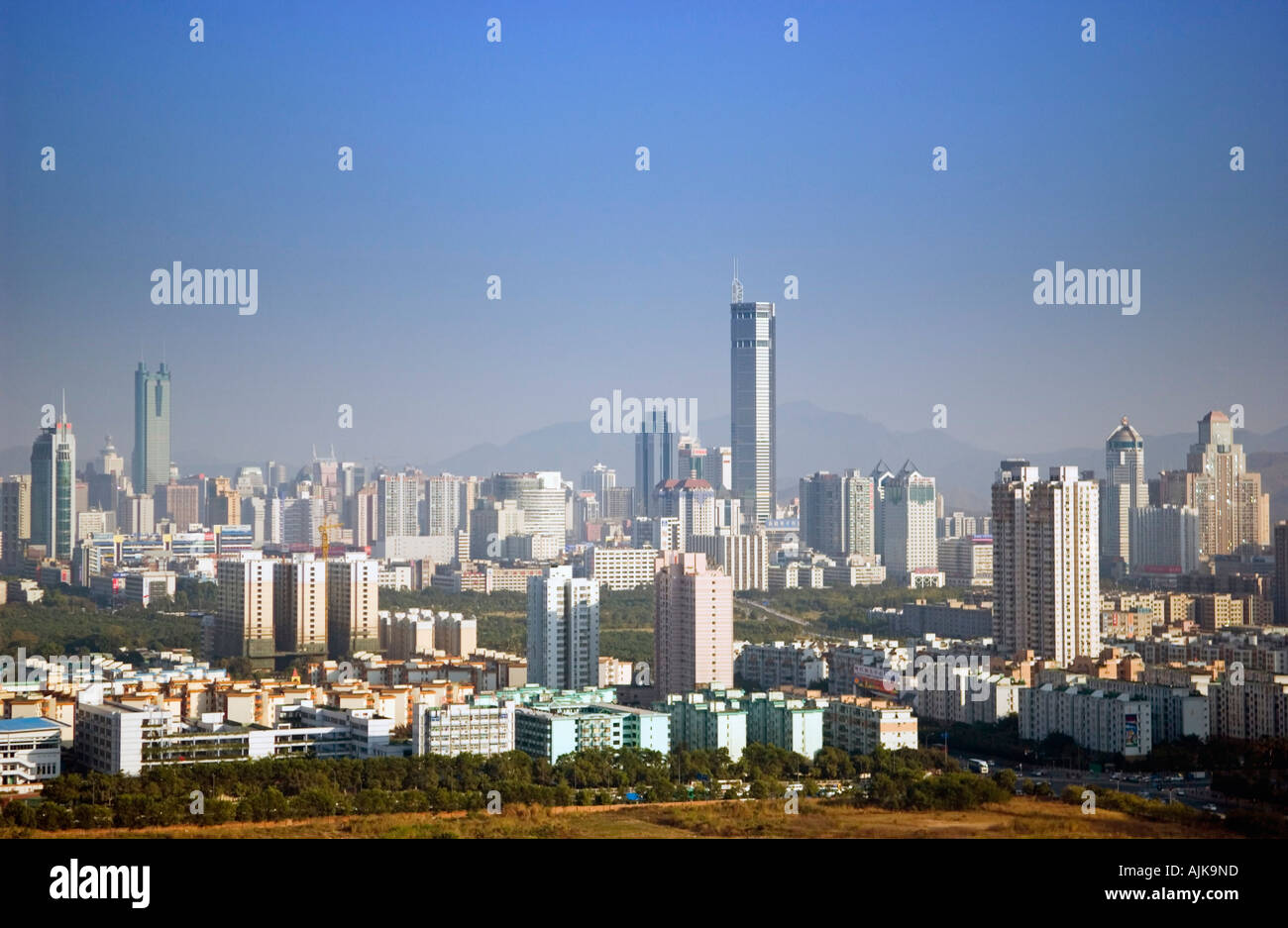 Diwang skyscraper building hi-res stock photography and images - Alamy