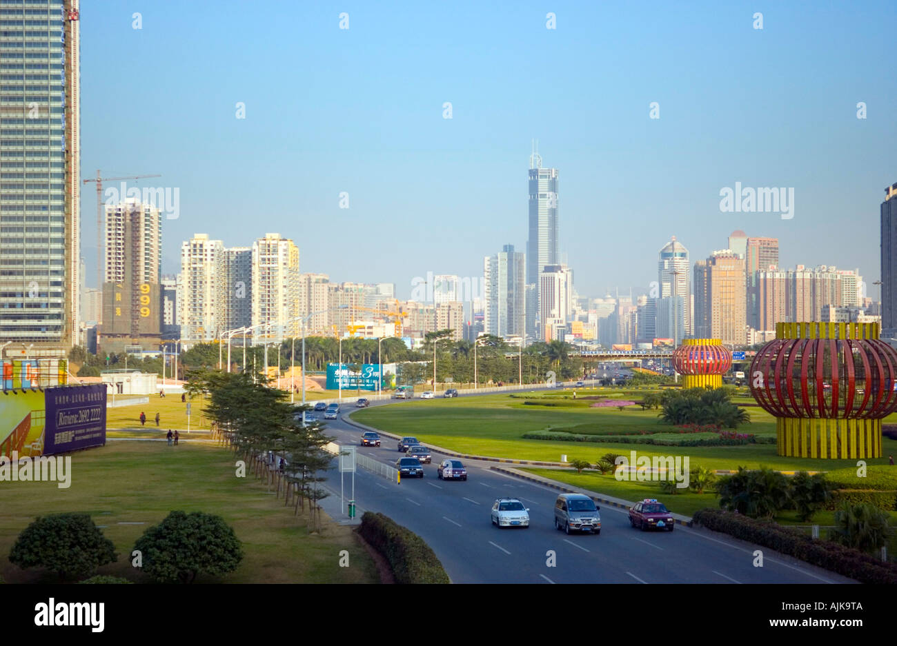Diwang skyscraper building hi-res stock photography and images - Alamy