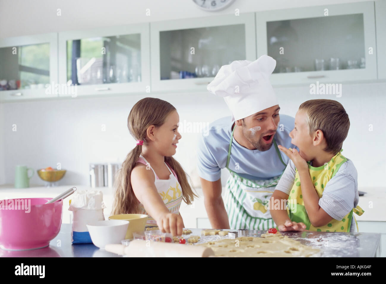 Bad cook family hi-res stock photography and images - Alamy