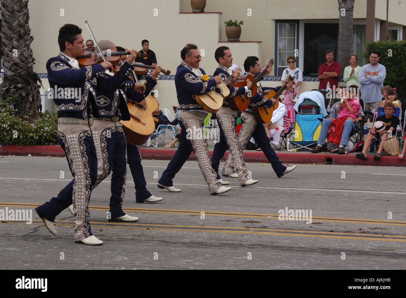 Mariachi photo hi-res stock photography and images - Alamy