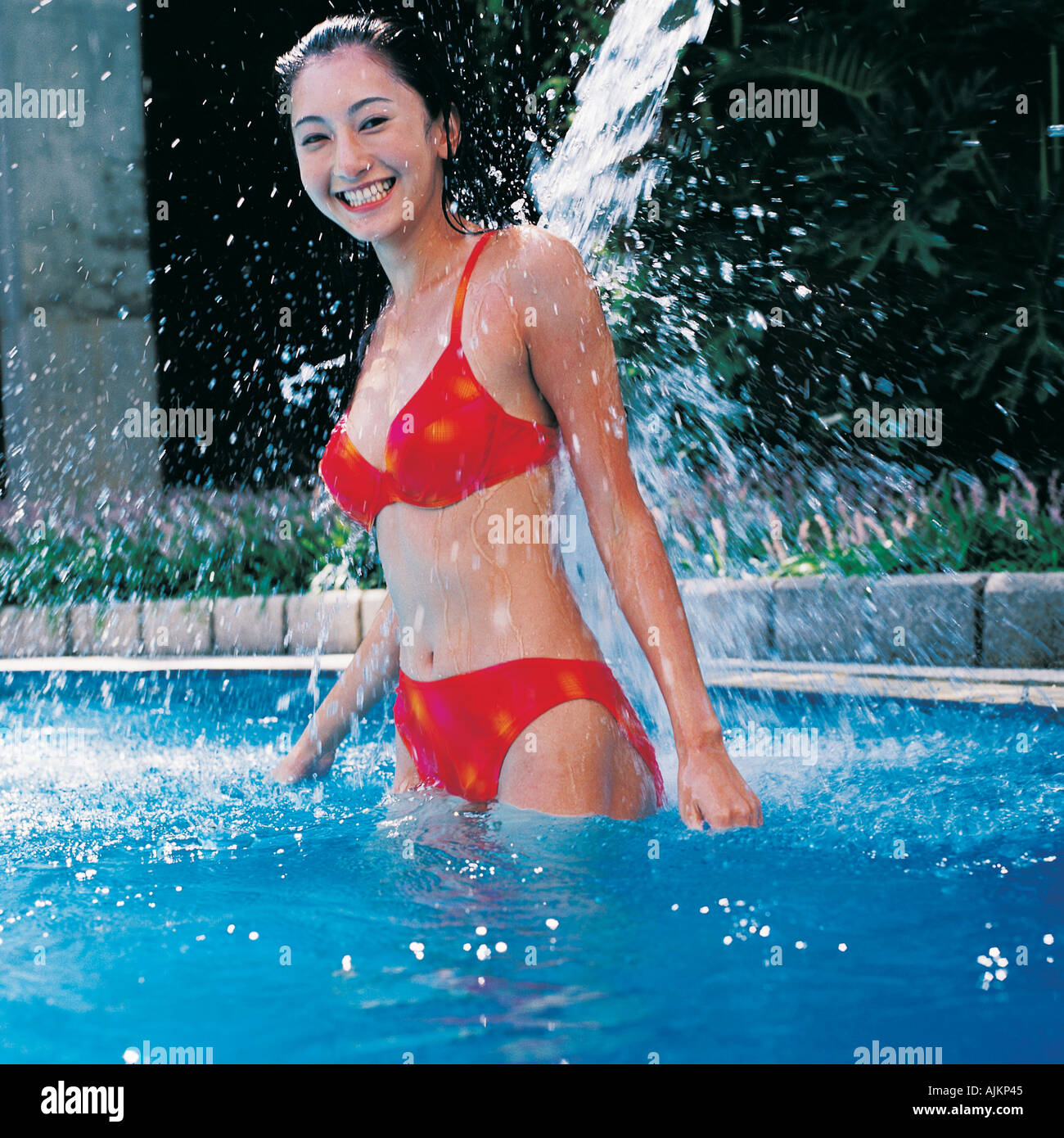 Standing in swimming pool under water hi-res stock photography and images - Alamy