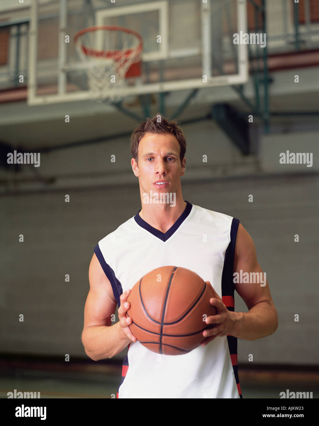 Male basketball player Stock Photo - Alamy