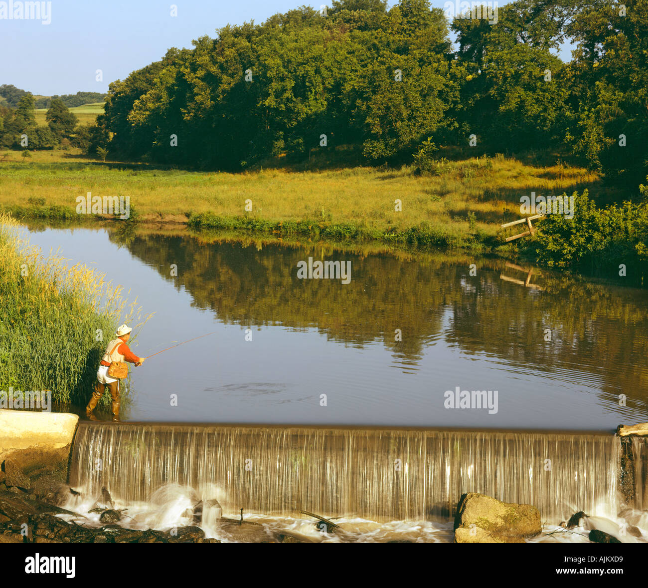 Dam fishing hi-res stock photography and images - Alamy