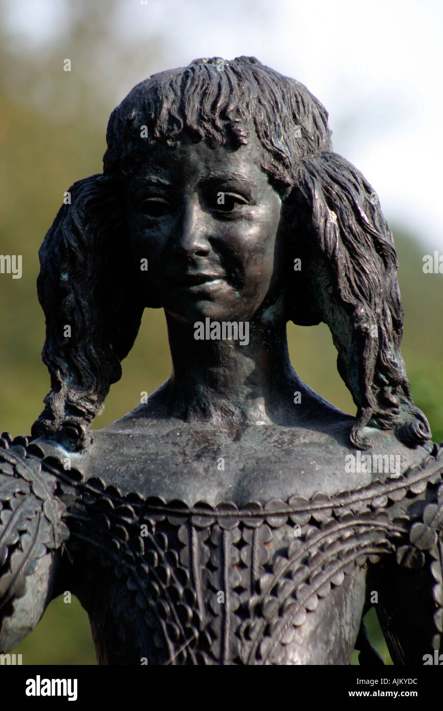 Statue of Lorna Doone Dulverton Somerset England Stock Photo - Alamy