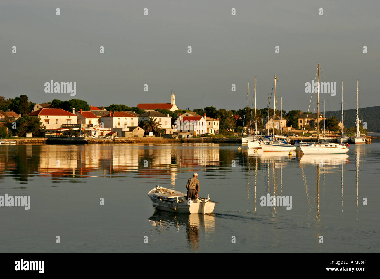Morgenstimmung in der Bucht vor Insel Ilovik | Morning Mood in the Bay ...