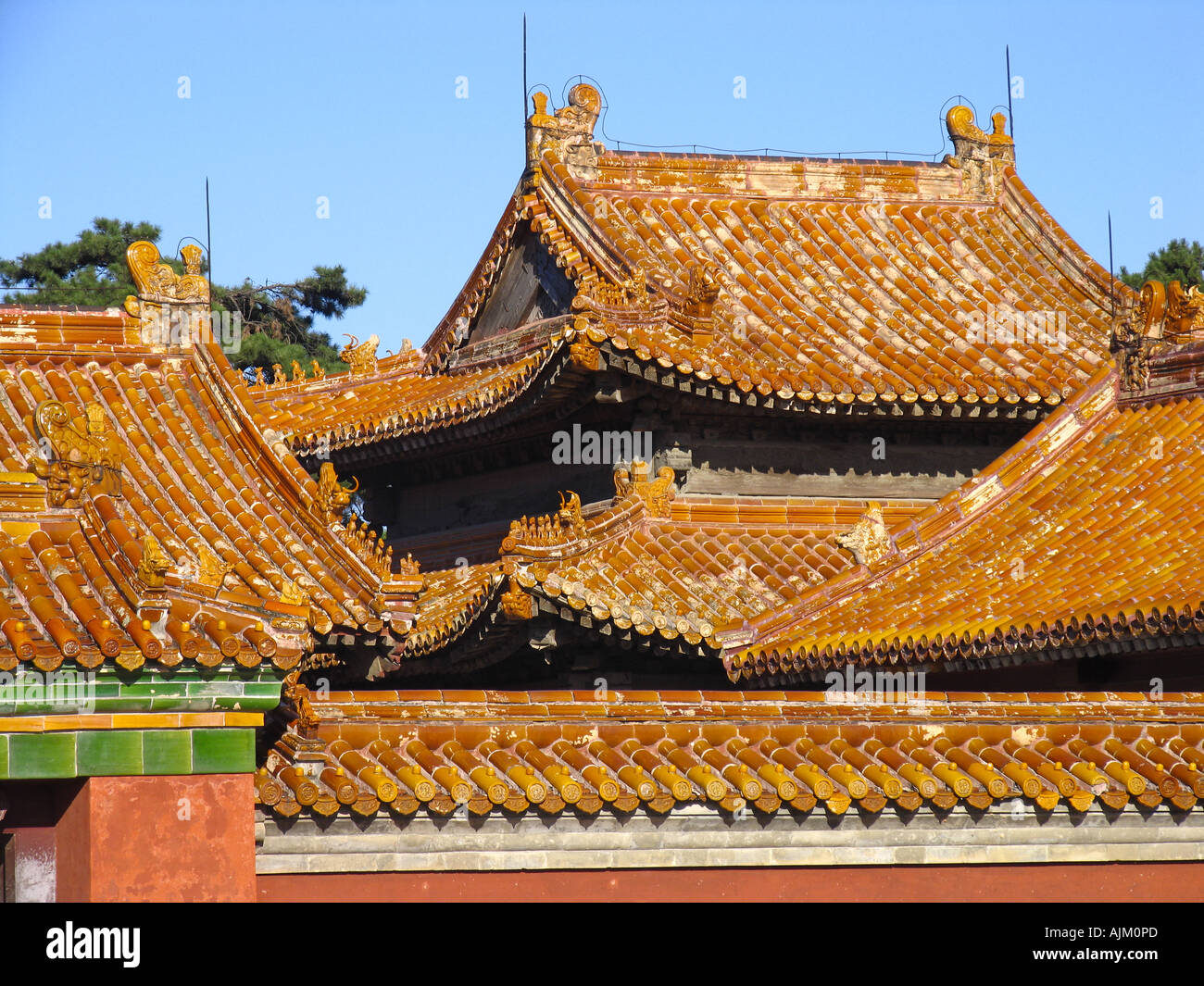 China tombs Cut Out Stock Images & Pictures - Alamy