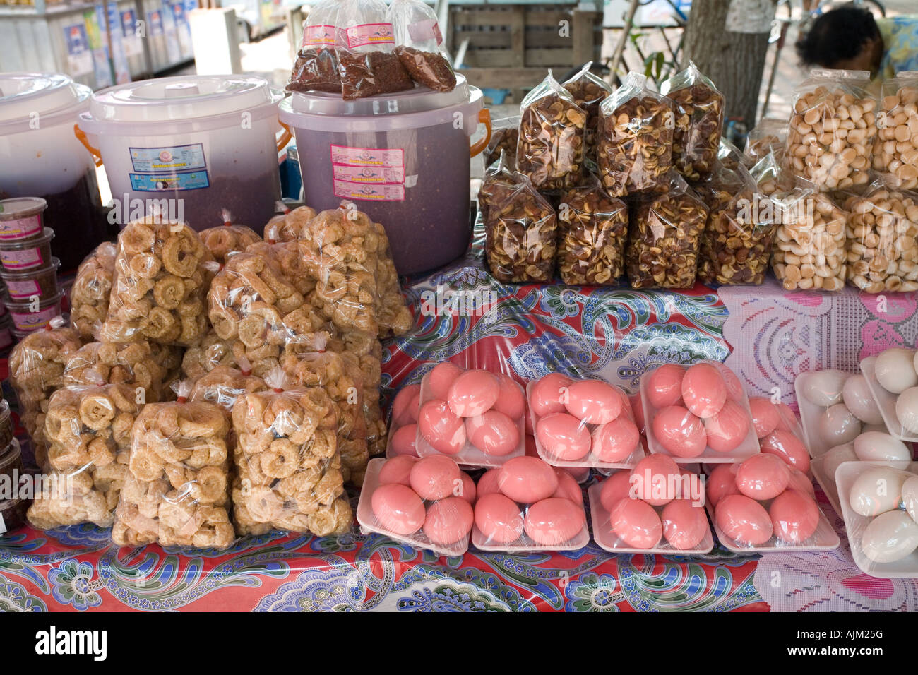 Hawker vendor street hi-res stock photography and images - Alamy