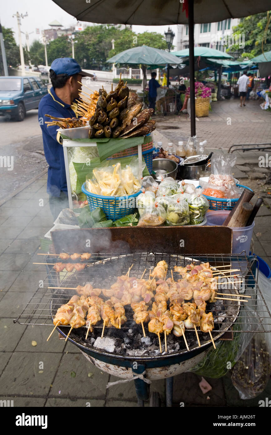 Thailand food street hawker with char-grilled chicken satay Stock Photo ...
