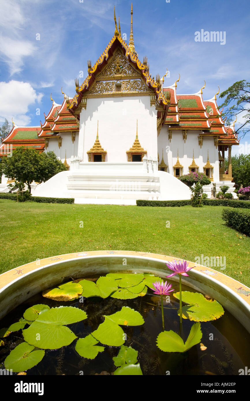 Classic thai architecture hi-res stock photography and images - Alamy