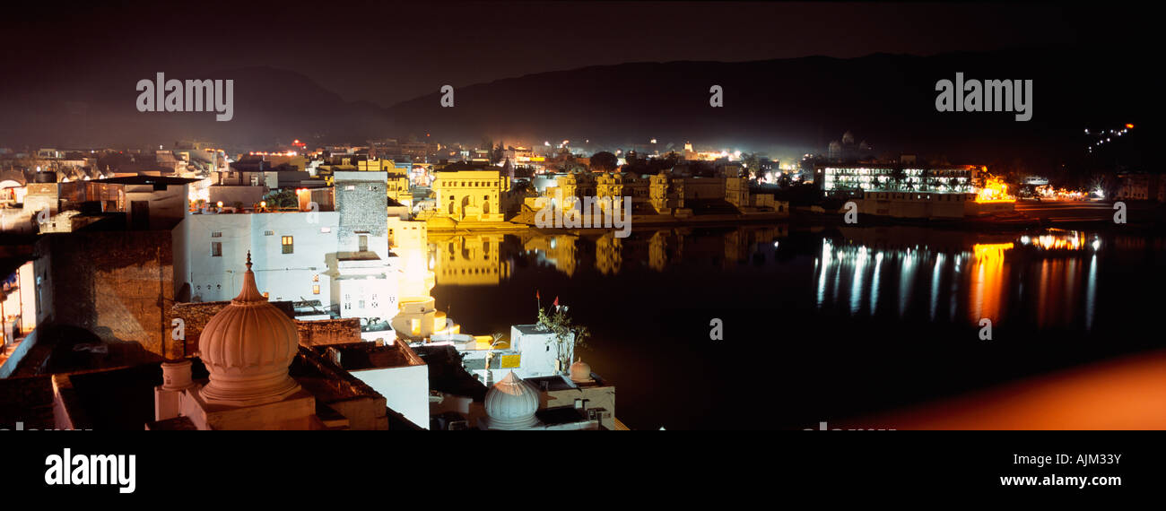 Lake Palace hotel at night, Udaipur, India Stock Photo - Alamy
