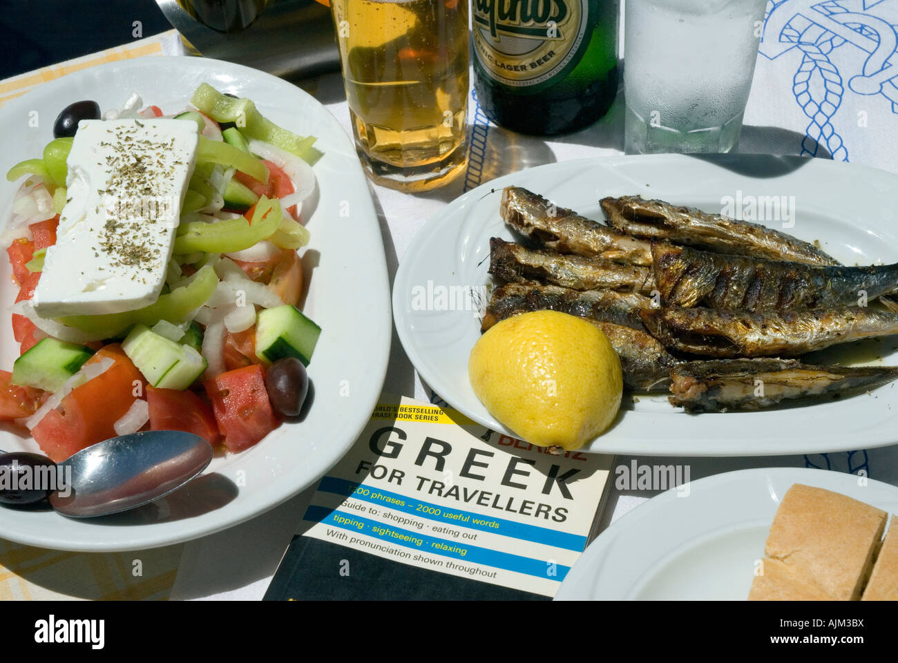 Greek food al fresco hi-res stock photography and images - Alamy
