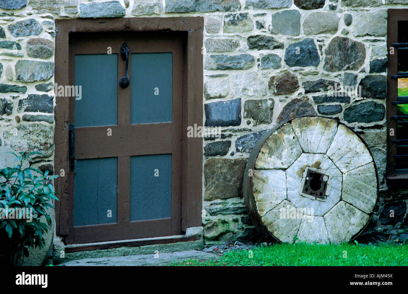 Oldmillstone hi-res stock photography and images - Alamy