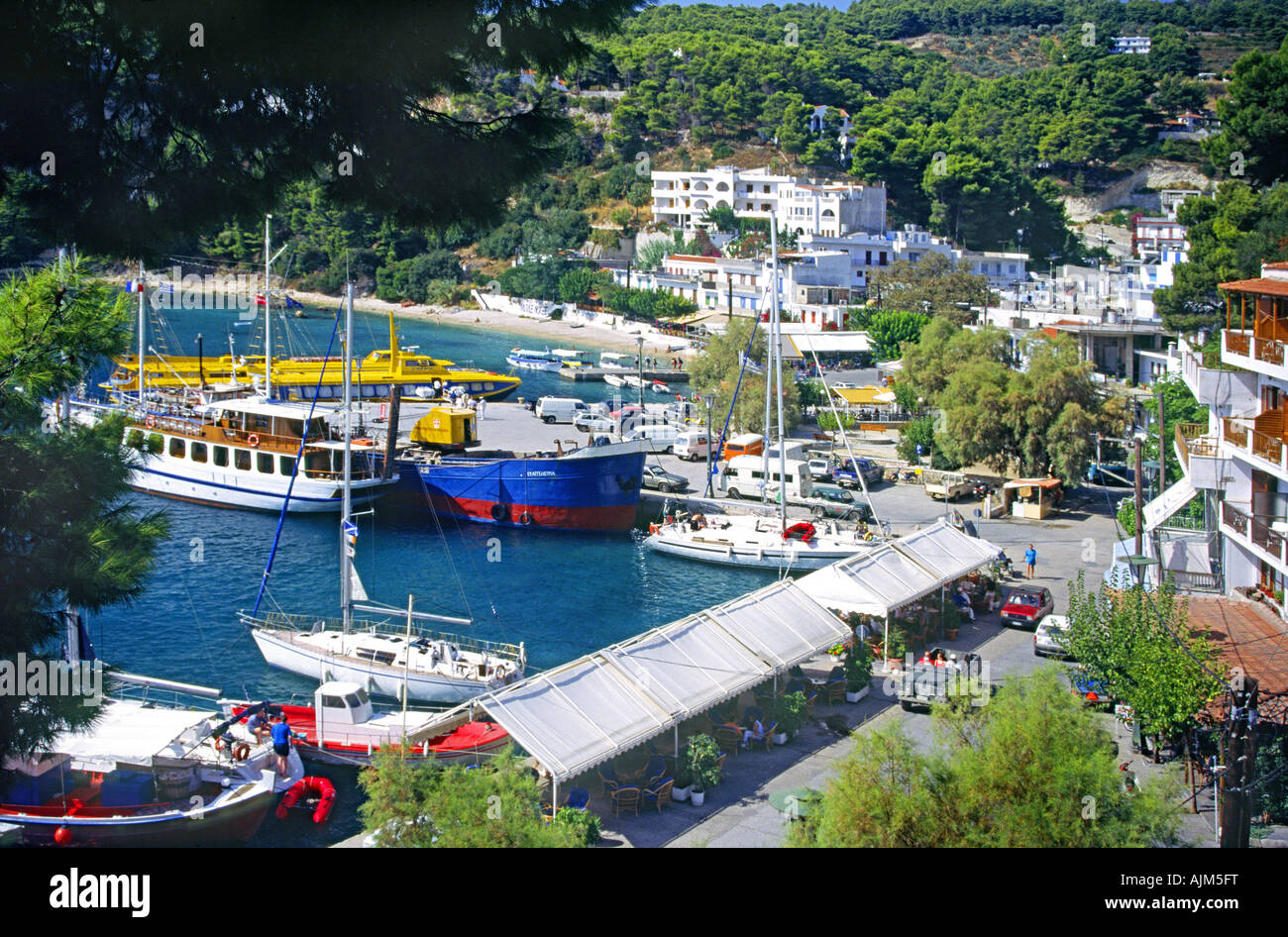 Patitiri harbour allonissos hi-res stock photography and images - Alamy