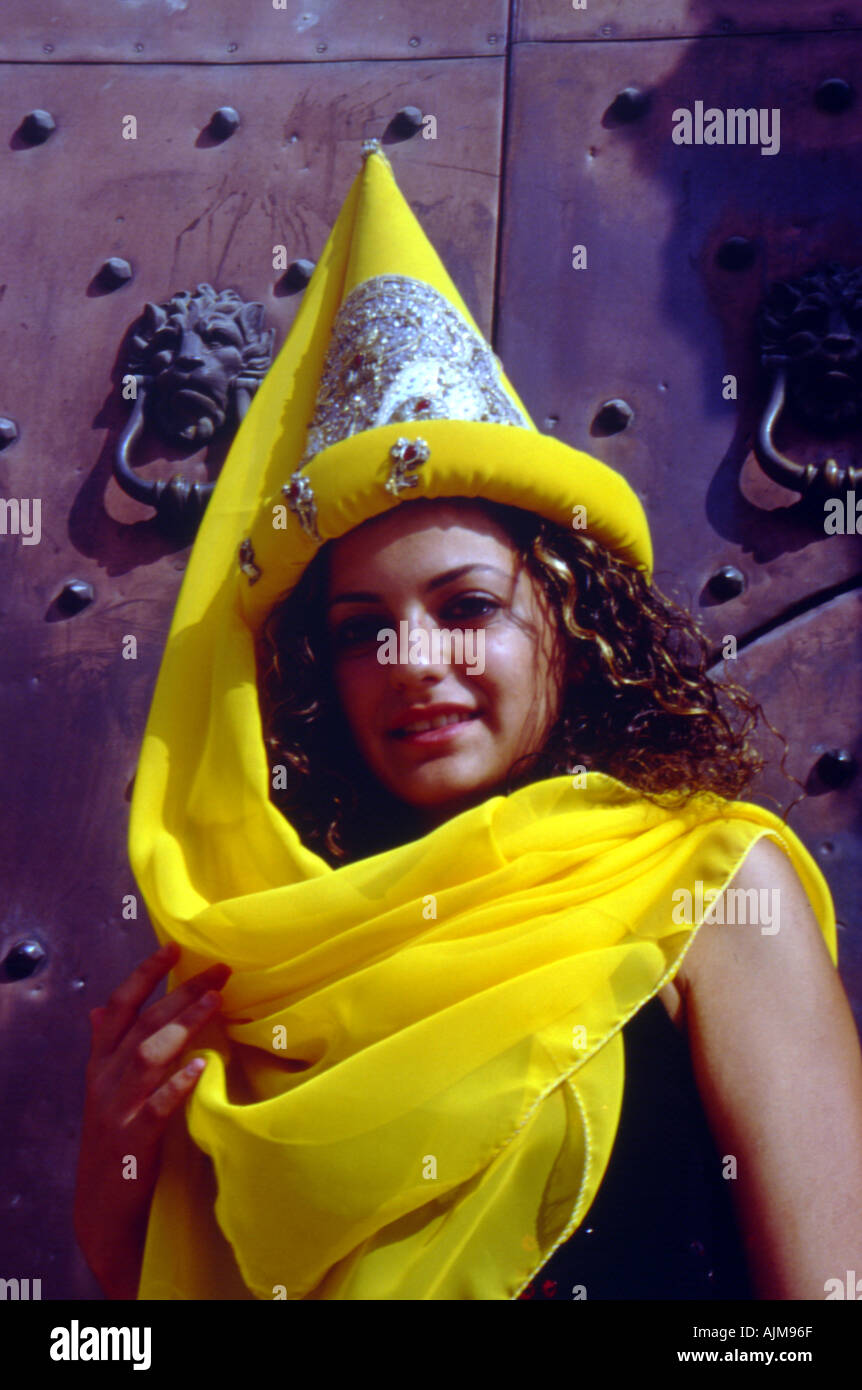 Traditional lebanese costume hi-res stock photography and images - Alamy