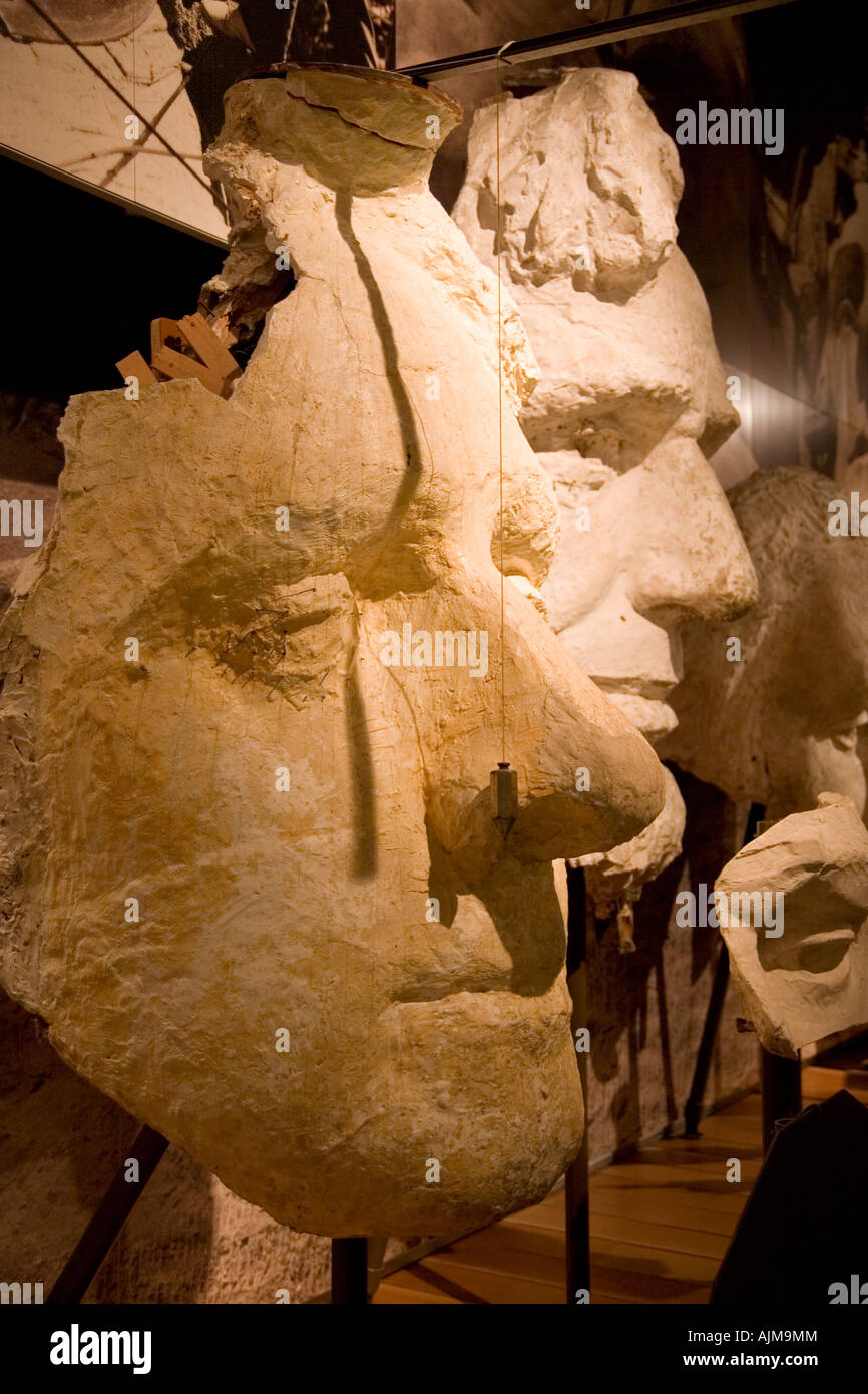 Originals cast hi-res stock photography and images - Alamy