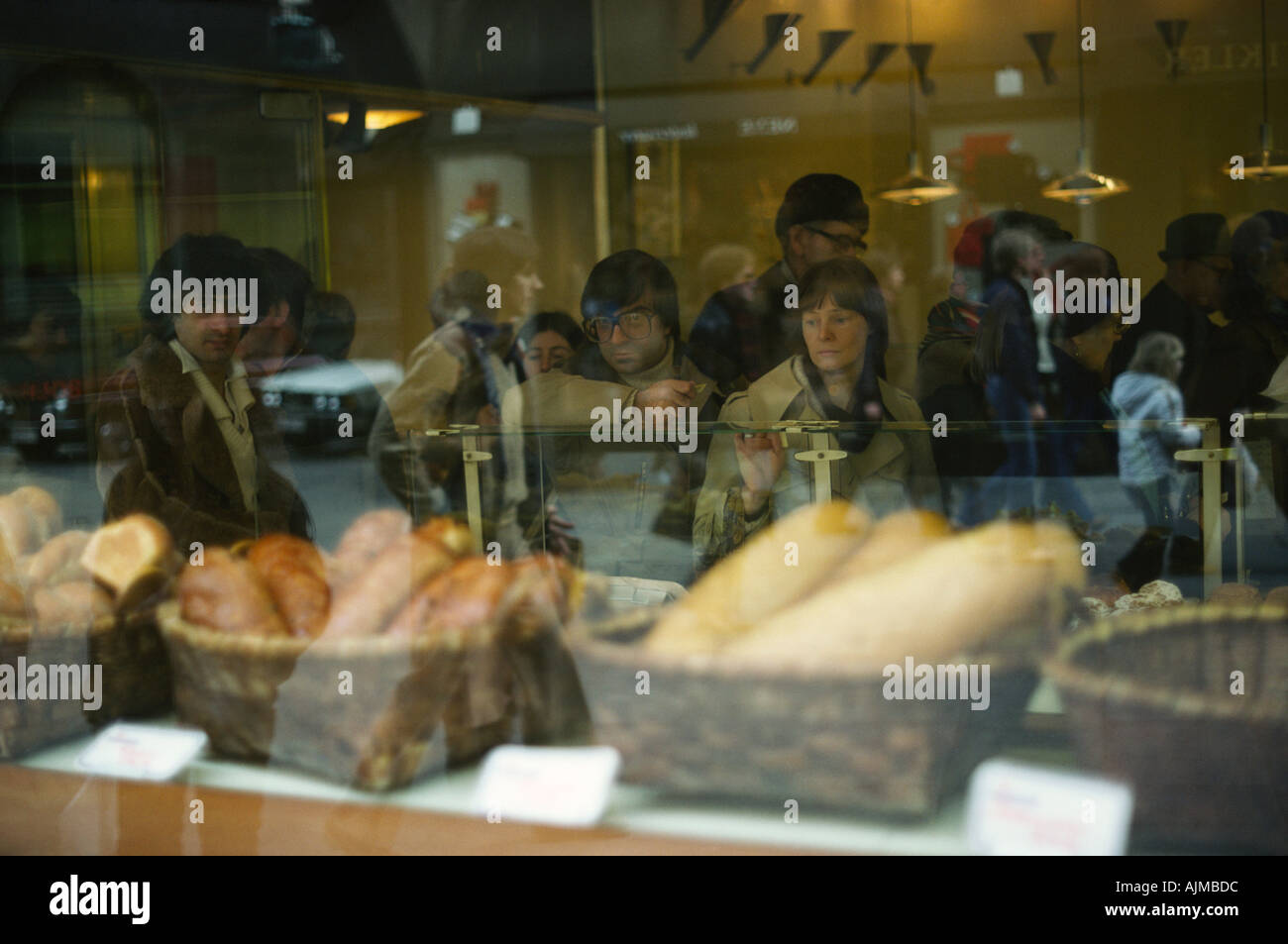 Baker s hi-res stock photography and images - Alamy