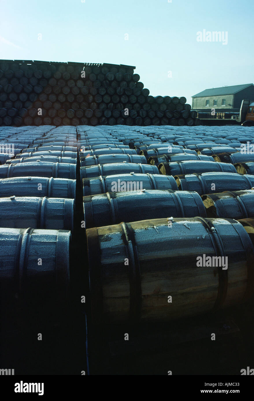 Beer casks hi-res stock photography and images - Alamy