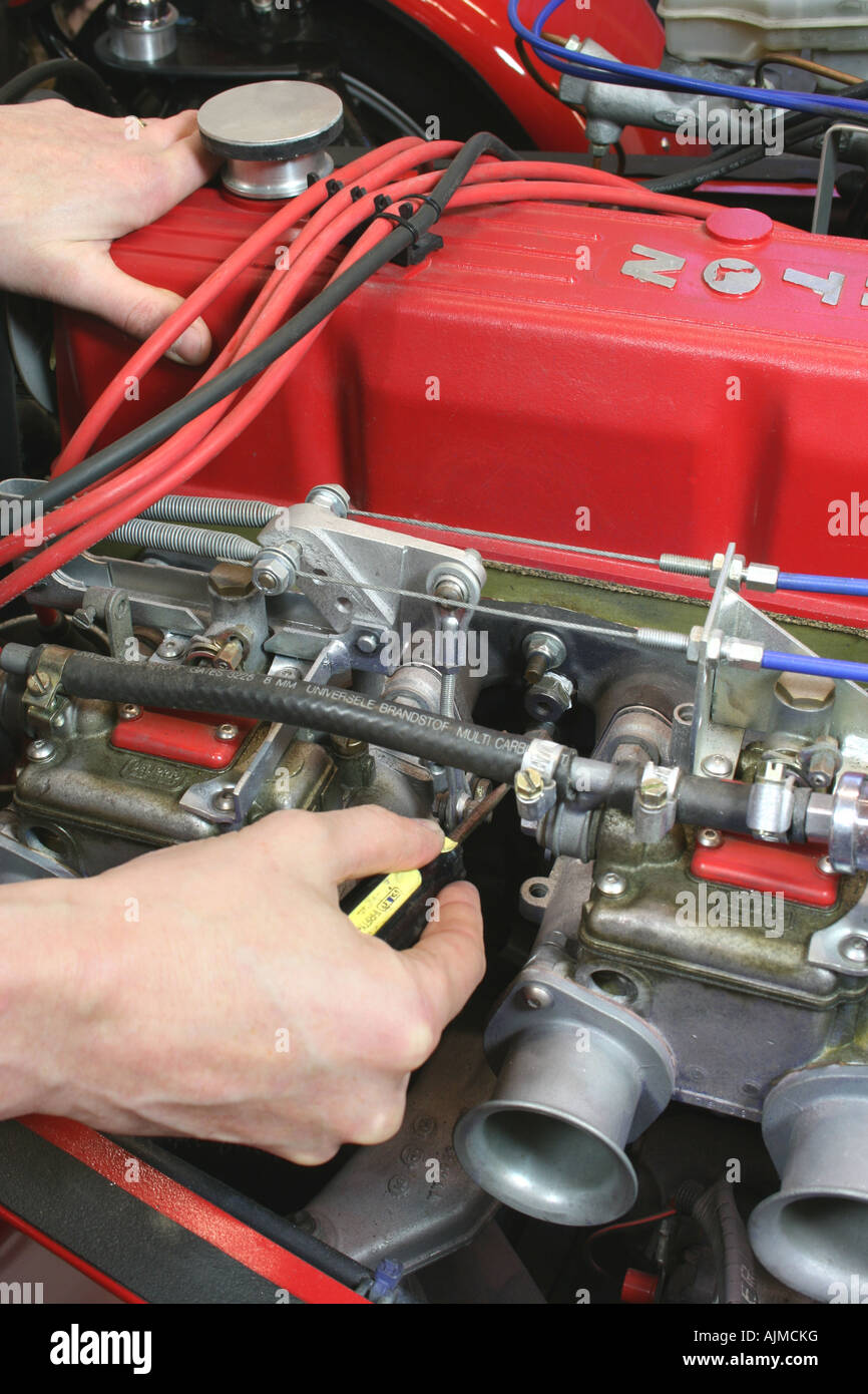 Ford pinto engine hi-res stock photography and images - Alamy