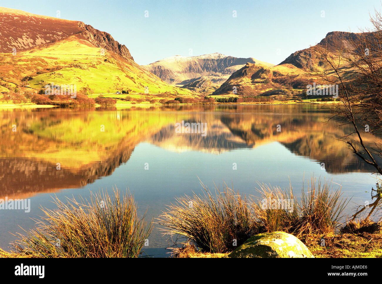 Llyn nantlle wales hi-res stock photography and images - Alamy