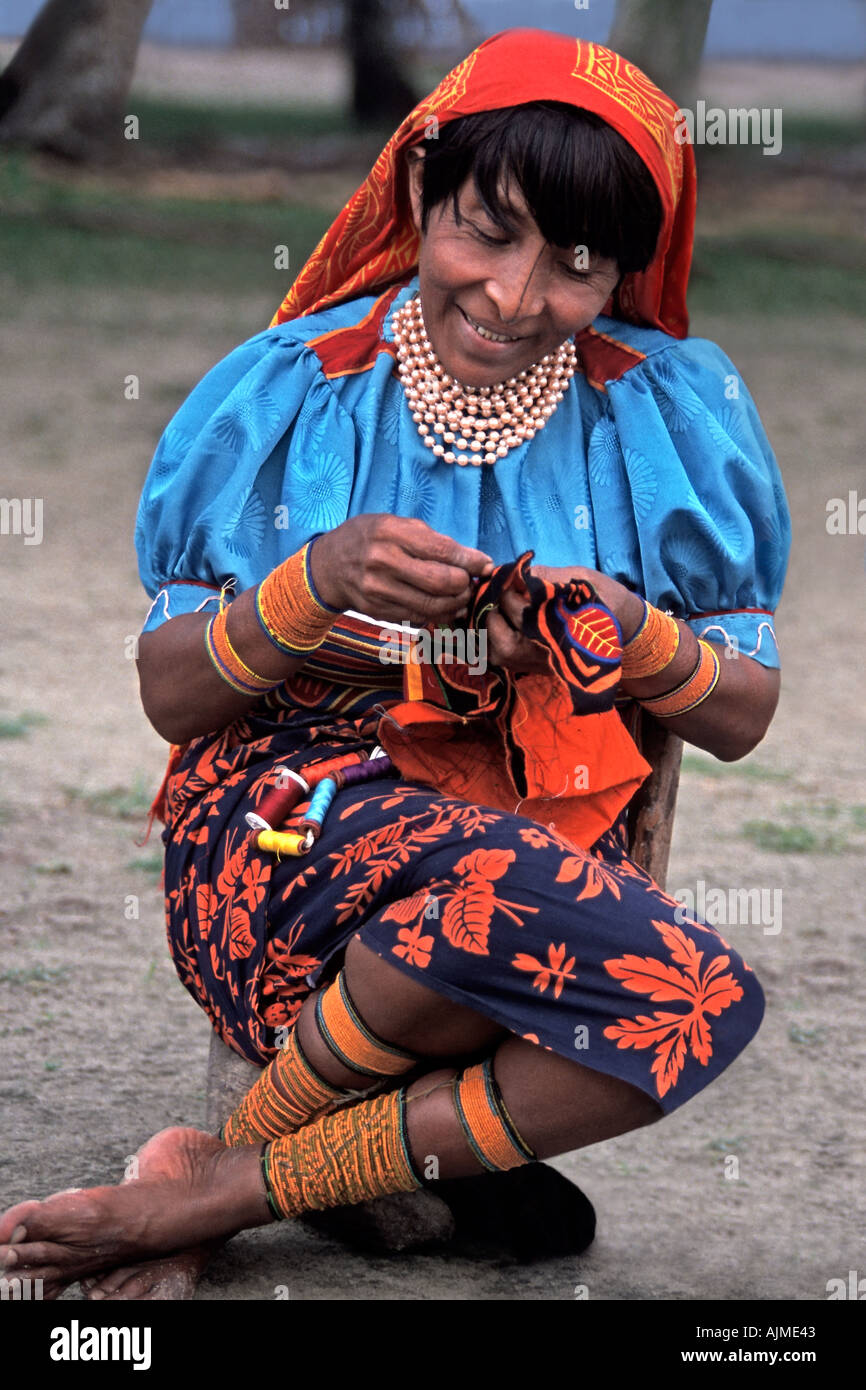 Kuna Indian woman sewing mola San Blas Islands Panama Central America ...