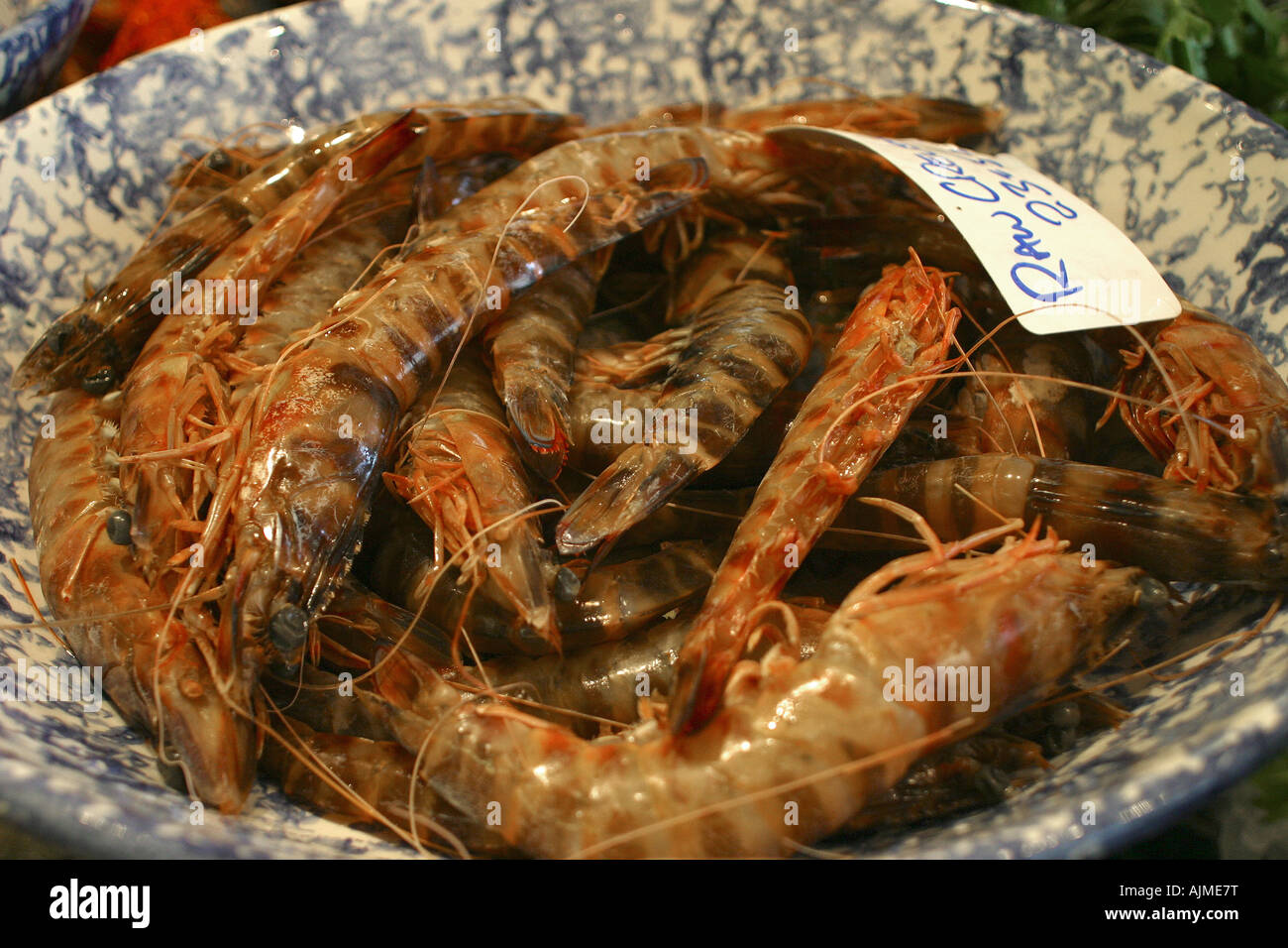 King prawns in delicatessen display Stock Photo - Alamy