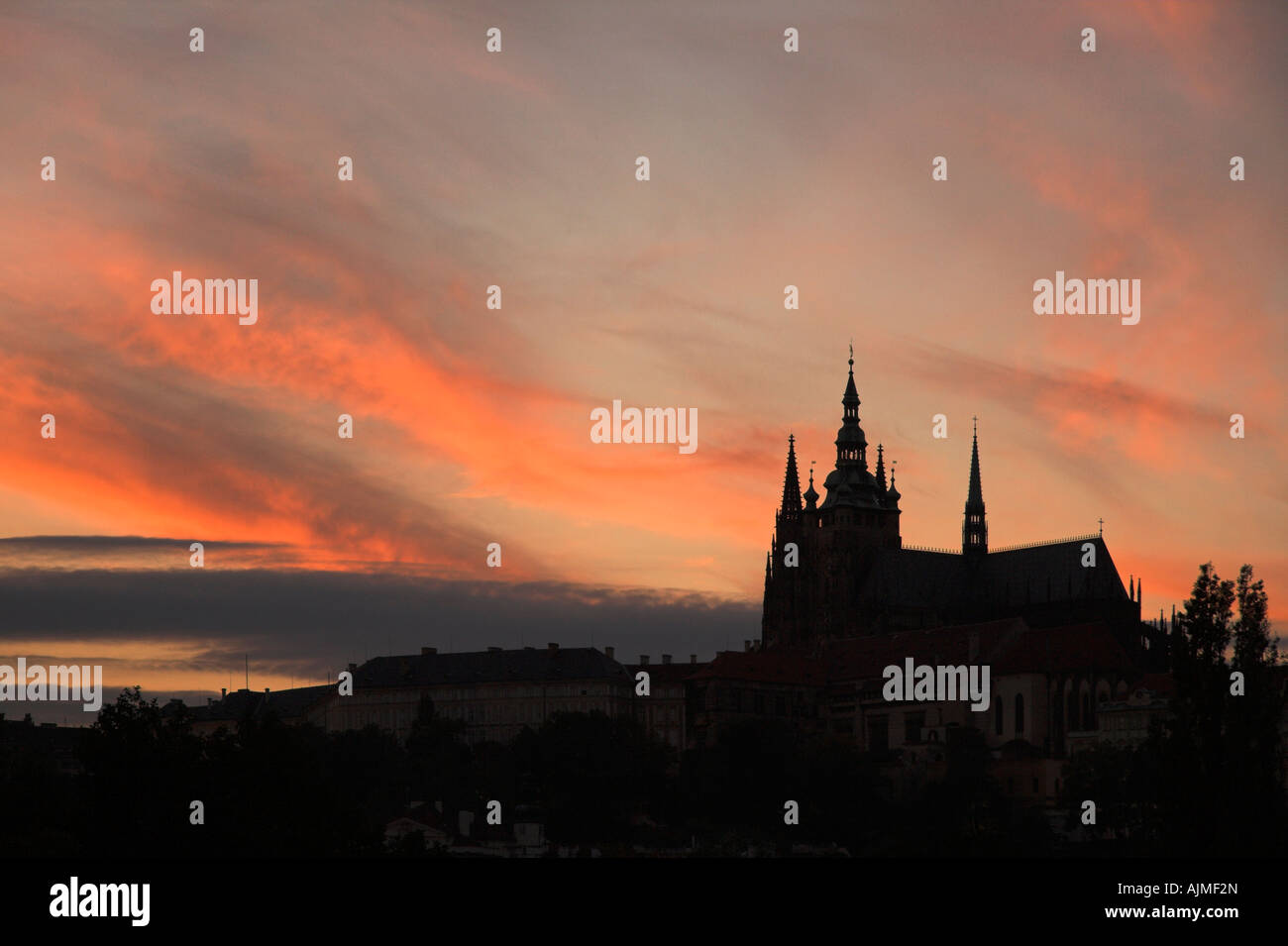 Prague castle district sundown architecture sky hi-res stock photography and images - Alamy