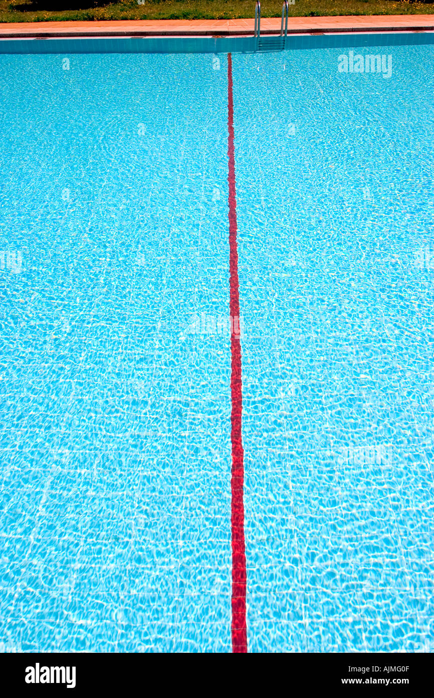 red lines blurred underwater in water of swimming Stock Photo - Alamy