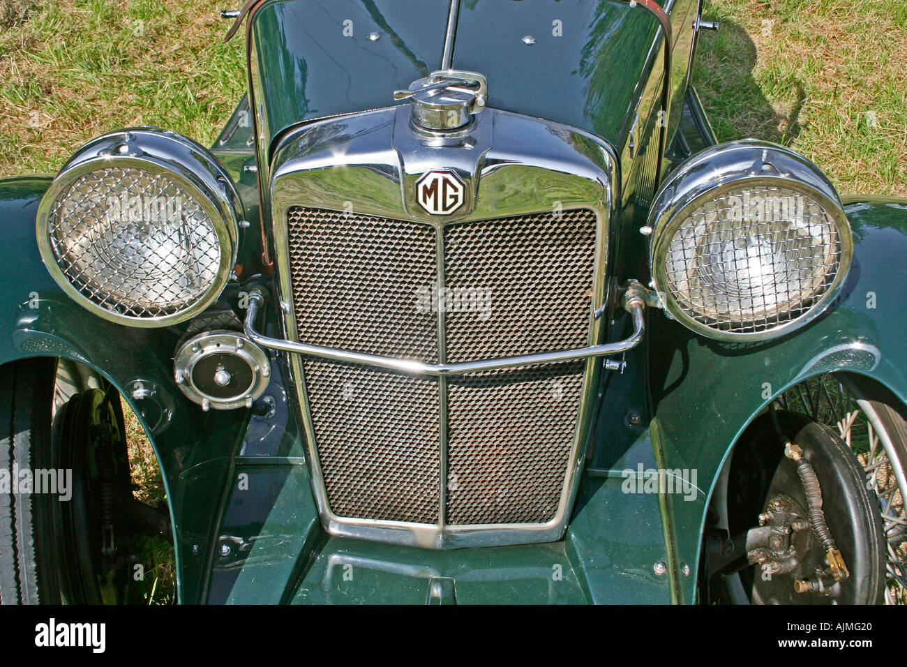 Classic Car Bonnet High Resolution Stock Photography and Images - Alamy