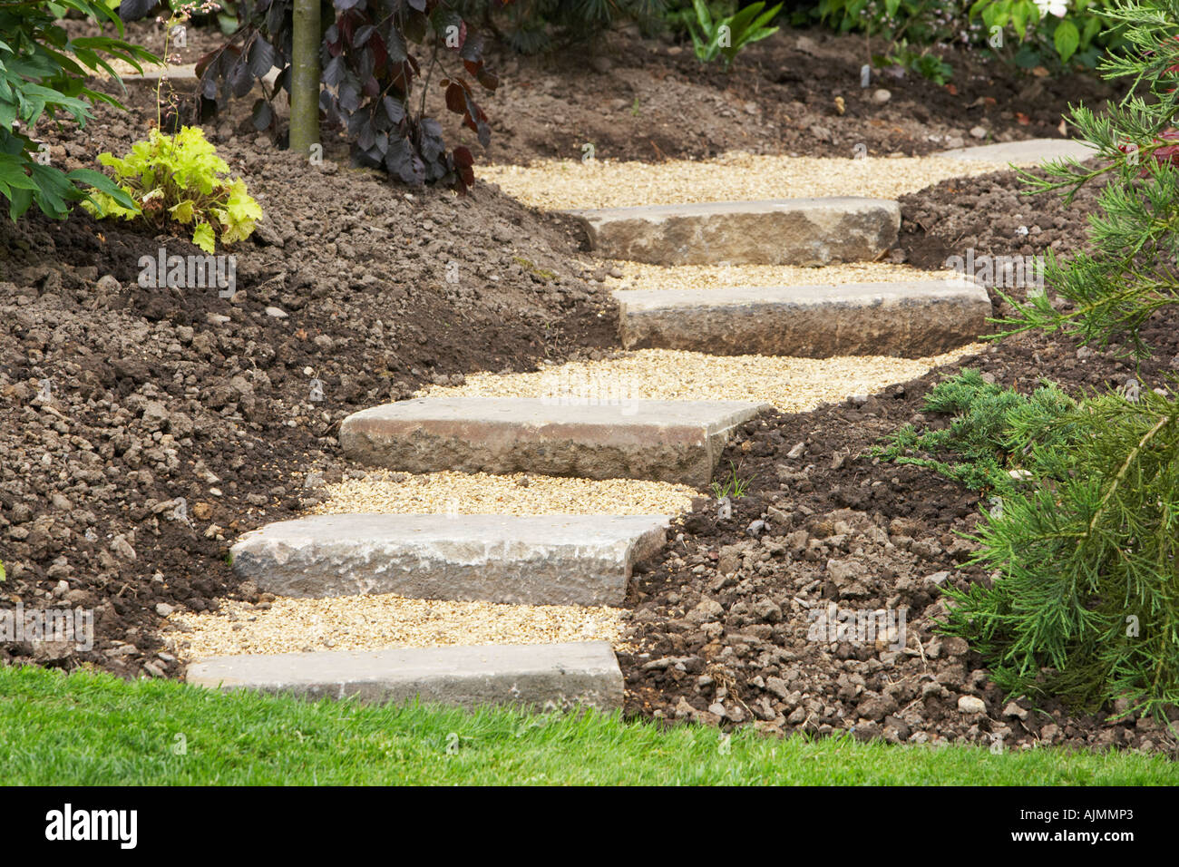 Steps garden hi-res stock photography and images - Alamy