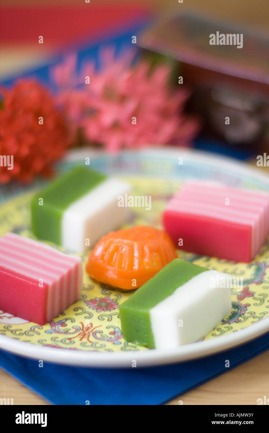 Nyonya nonya kuih cakes Stock Photo - Alamy