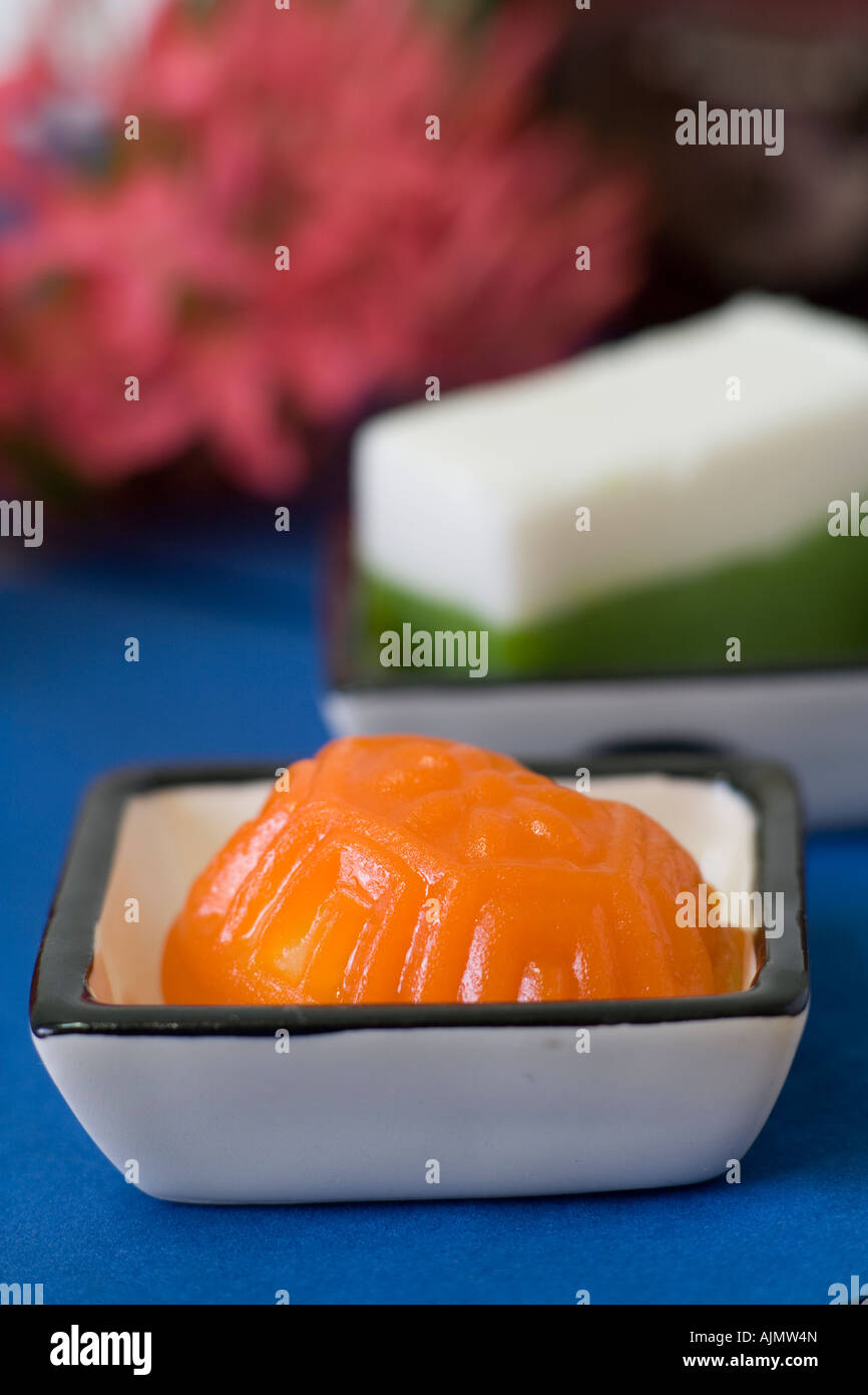 Nyonya nonya kuih cakes Stock Photo - Alamy