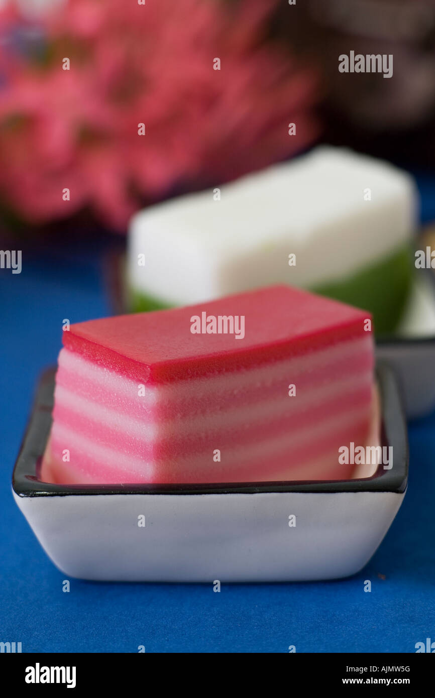 Nonya kuih hi-res stock photography and images - Alamy