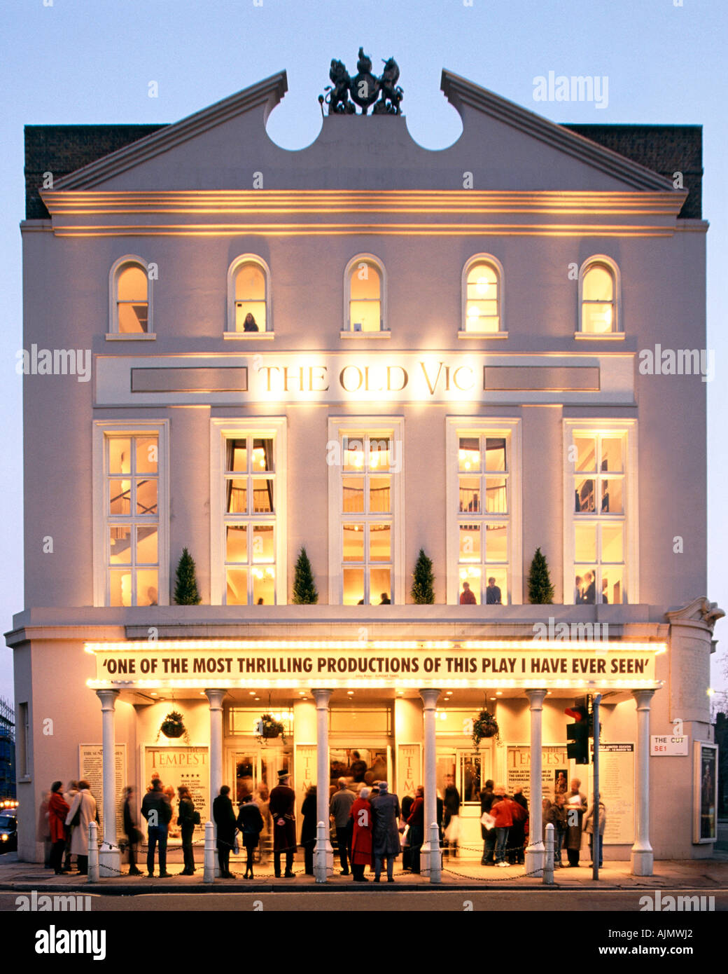 The old vic theatre london hi-res stock photography and images - Alamy