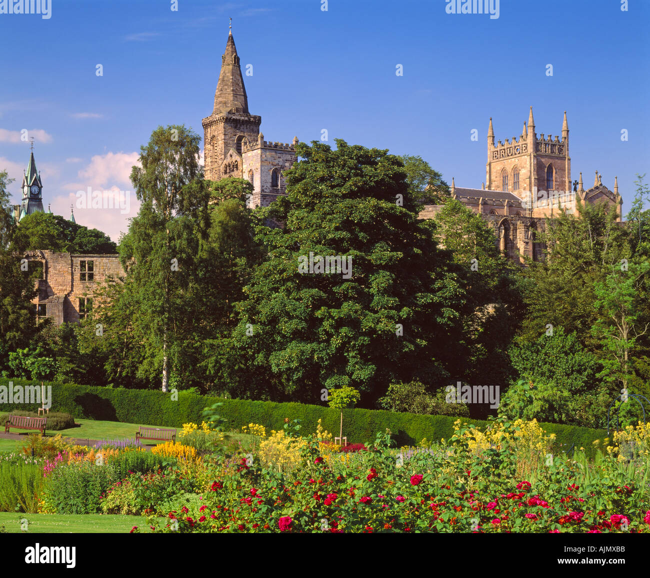 Dunfermline abbey palace hi-res stock photography and images - Alamy